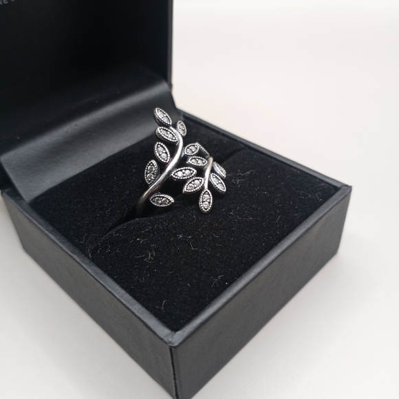 Pandora | Jewelry | Pandora Ring Size 7 | Poshmark